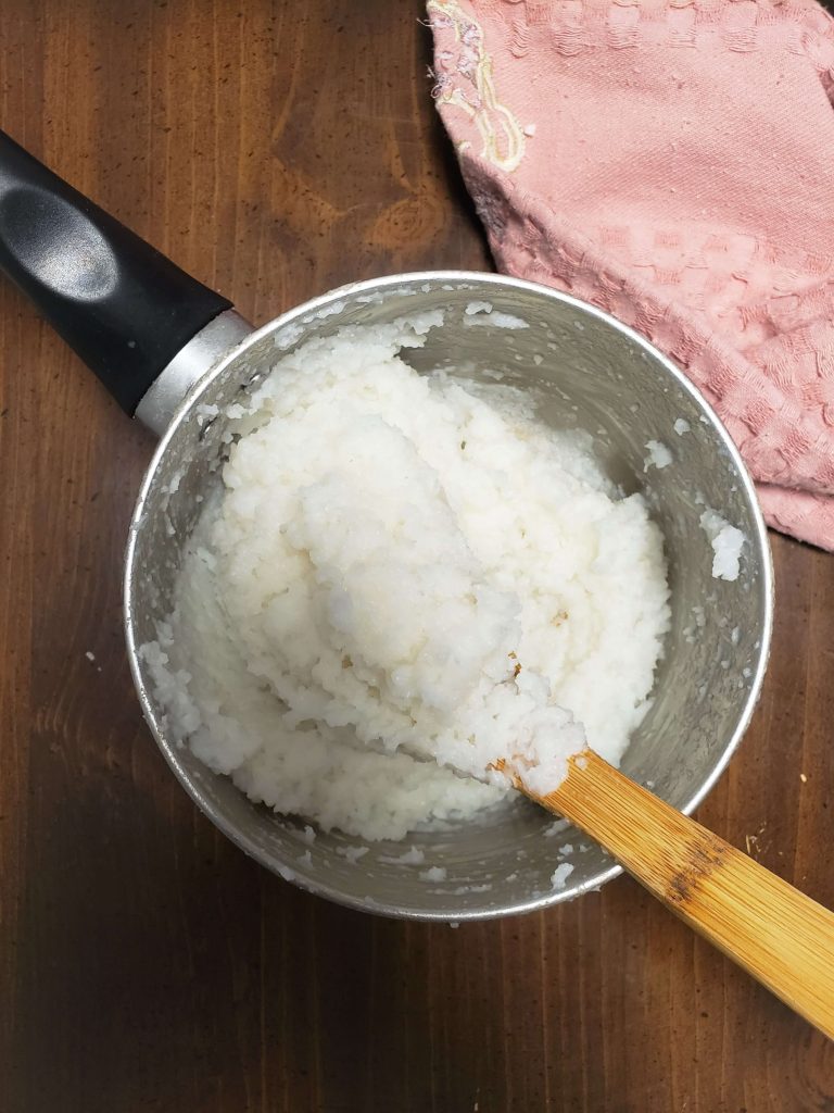 Omo tuo - biscuits and ladles